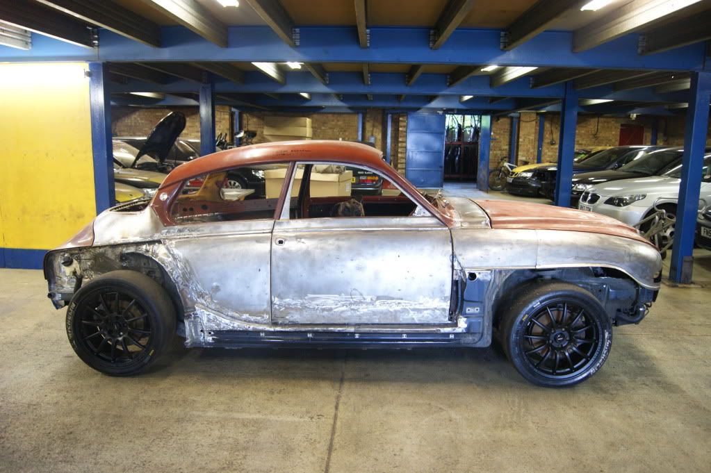 På tal om customiserade Saabar... - Saabklubben